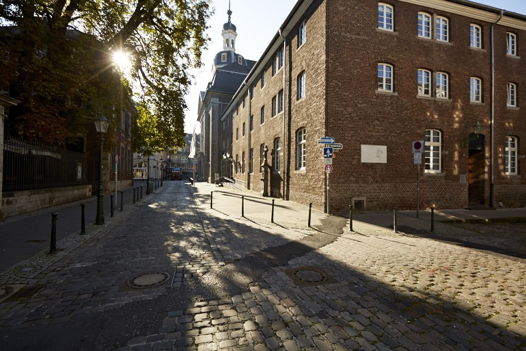 Historische Führung durch Maxhaus und Maxkirche - Lokalbüro Düsseldorf